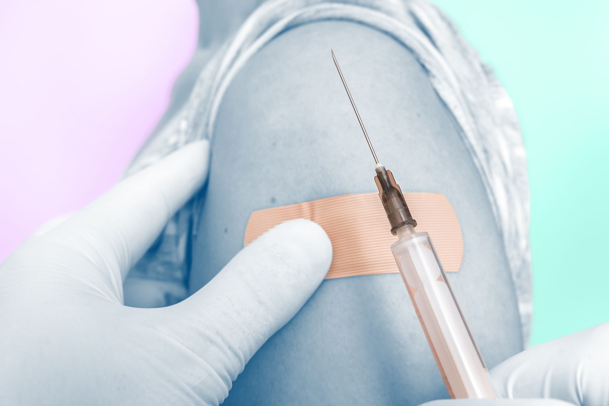 Se faire vacciner contre la COVID-19 : à quoi s'attendre avant, pendant ...