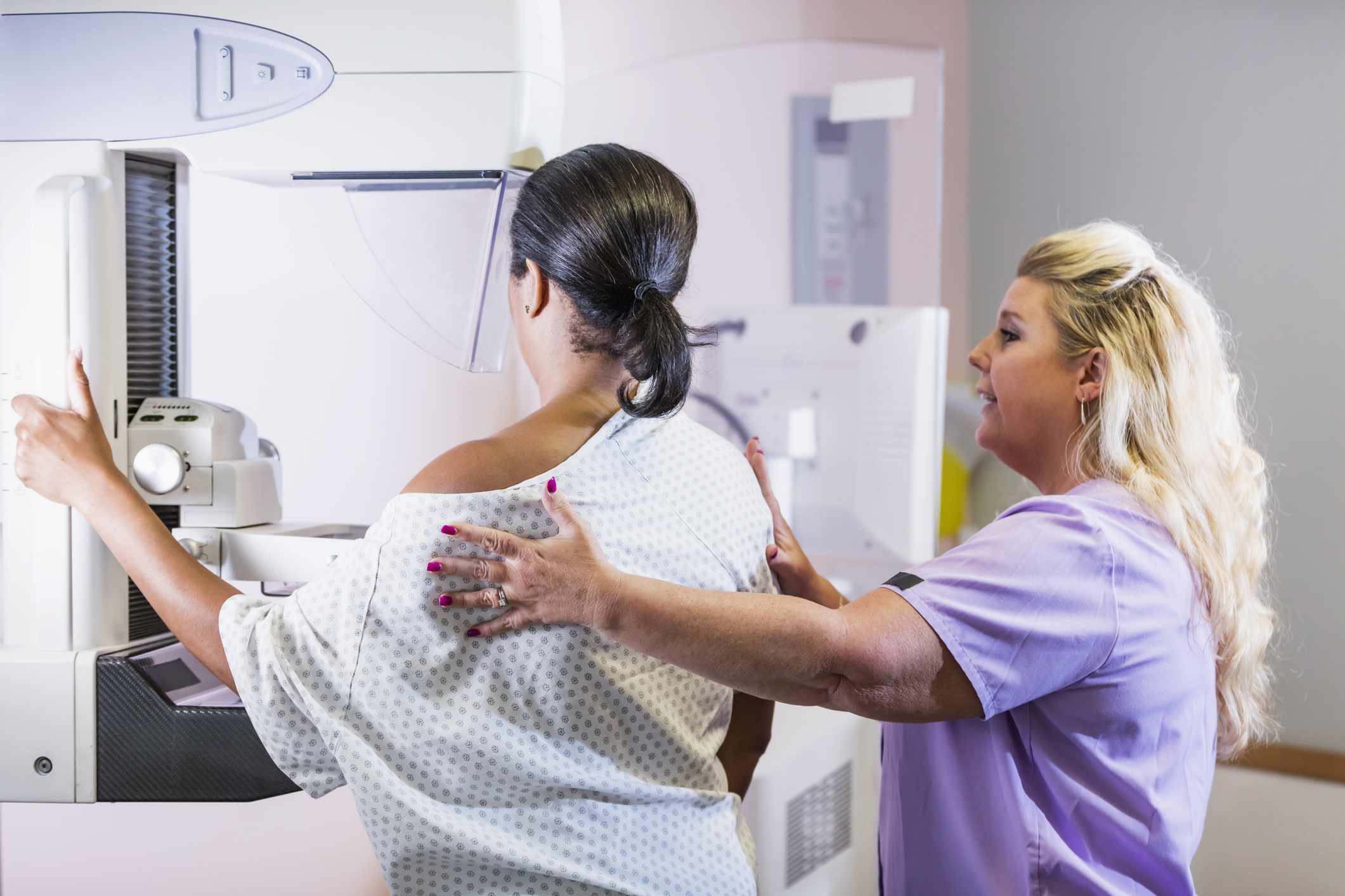 Étude : le dépistage par mammographie assisté par l'IA a aidé les ...